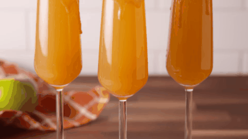 Caramel Apple Mimosas Are A Boozy Fall Brunch Drink We Need Yourtango
